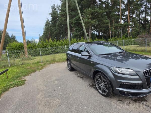 Grey Audi Q7 2010 in Riga, with an engine capacity of 3.00 L and mileage of 336 thousand km for 9750 €, photo 4 on AUTOMOTO.COM.LV