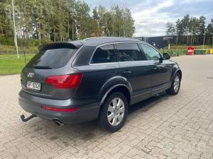 Pelēks Audi Q7 2010 Rīga, ar dzinēja tilpumu 3.00 L un nobraukumu 0 tūkst. km par 6850 €, foto 6 vietnē AUTOMOTO.COM.LV