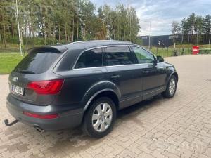 Pelēks Audi Q7 2010 Rīga, ar dzinēja tilpumu 3.00 L un nobraukumu 0 tūkst. km par 6850 €, foto 9 vietnē AUTOMOTO.COM.LV