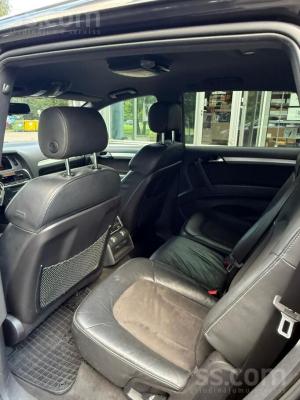 Grey Audi Q7 2010 in Riga, with an engine capacity of 3.00 L and mileage of 0 thousand km for 9900 €, photo 7 on AUTOMOTO.COM.LV