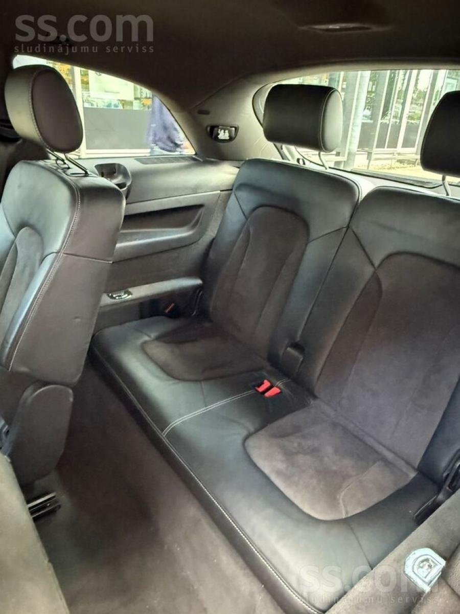 Grey Audi Q7 2010 in Riga, with an engine capacity of 3.00 L and mileage of 0 thousand km for 9900 €, photo 8 on AUTOMOTO.COM.LV