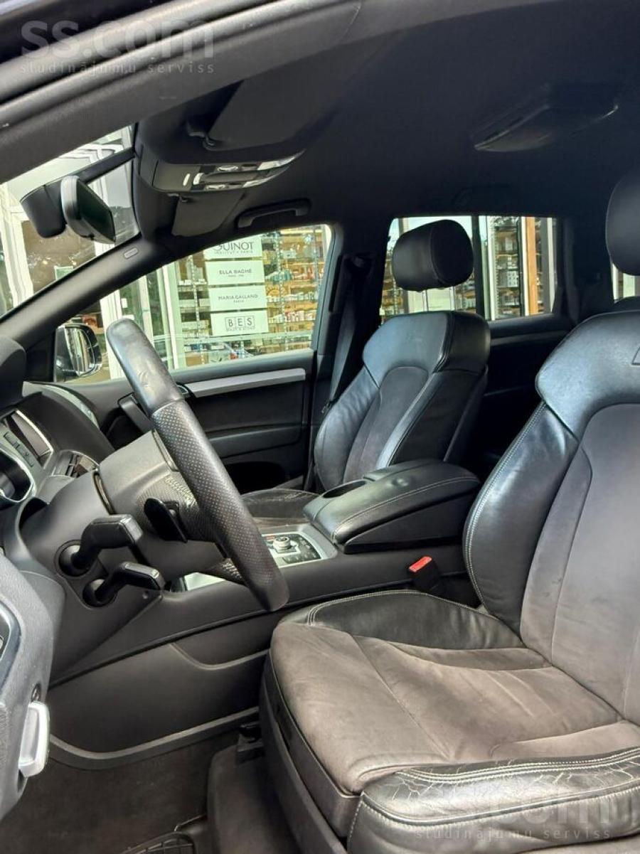 Grey Audi Q7 2010 in Riga, with an engine capacity of 3.00 L and mileage of 0 thousand km for 9900 €, photo 10 on AUTOMOTO.COM.LV