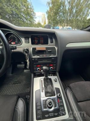 Grey Audi Q7 2010 in Riga, with an engine capacity of 3.00 L and mileage of 0 thousand km for 9900 €, photo 11 on AUTOMOTO.COM.LV