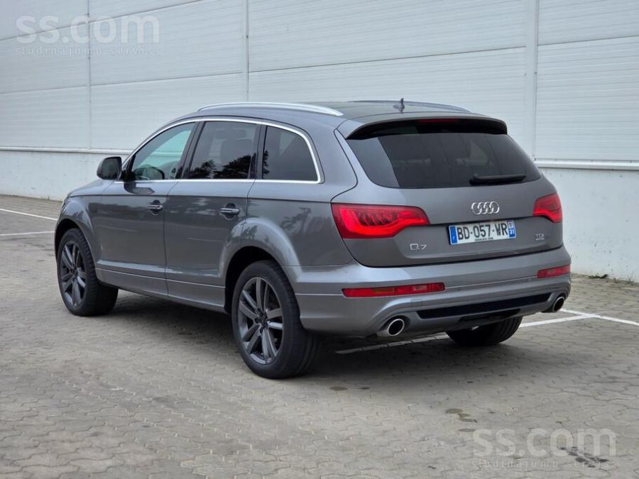 Pelēks Audi Q7 2010 Rīga, ar dzinēja tilpumu 3.00 L un nobraukumu 185 tūkst. km par 10500 €, foto 20 vietnē AUTOMOTO.COM.LV