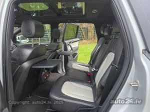 Pelēks Audi Q7 2011 Tallina, ar dzinēja tilpumu 3.00 L un nobraukumu 449 tūkst. km par 7990 €, foto 11 vietnē AUTOMOTO.COM.LV