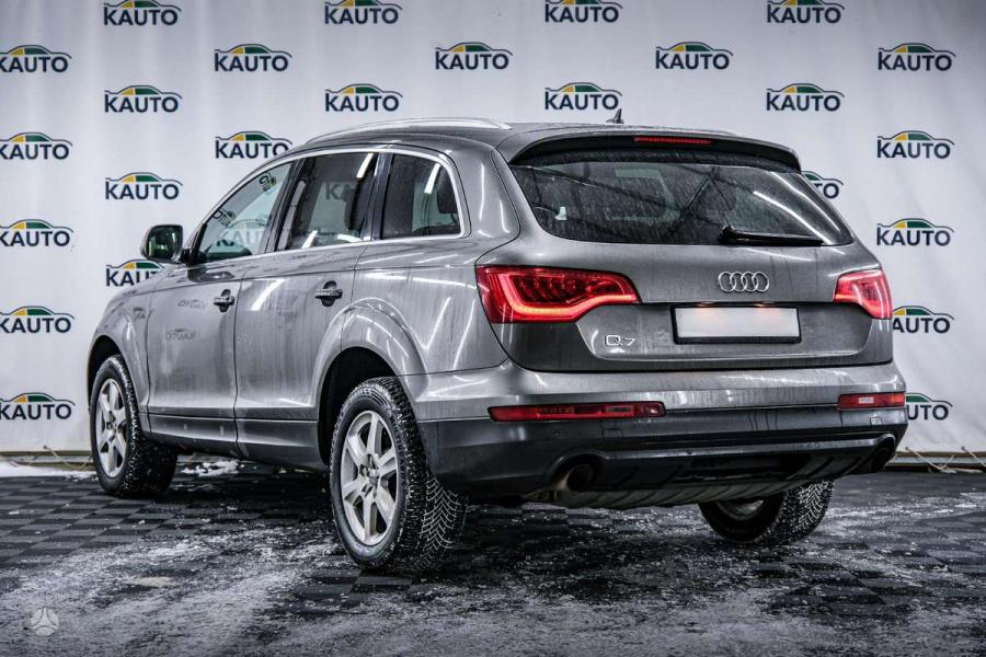Pelēks Audi Q7 2011 Kauņa, ar dzinēja tilpumu 3.00 L un nobraukumu 248 tūkst. km par 10490 €, foto 4 vietnē AUTOMOTO.COM.LV