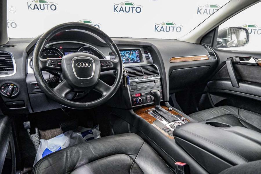 Pelēks Audi Q7 2011 Kauņa, ar dzinēja tilpumu 3.00 L un nobraukumu 248 tūkst. km par 10490 €, foto 7 vietnē AUTOMOTO.COM.LV