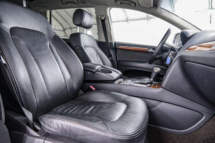 Pelēks Audi Q7 2011 Kauņa, ar dzinēja tilpumu 3.00 L un nobraukumu 248 tūkst. km par 10490 €, foto 12 vietnē AUTOMOTO.COM.LV