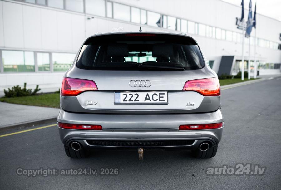 Grey Audi Q7 2011 in Tallinn, with an engine capacity of 3.00 L and mileage of 210 thousand km for 11990 €, photo 4 on AUTOMOTO.COM.LV