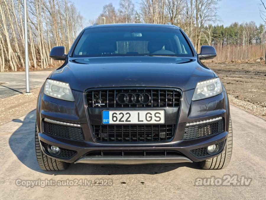 Grey Audi Q7 2011 in Parnu, with an engine capacity of 3.00 L and mileage of 295 thousand km for 9600 €, photo 4 on AUTOMOTO.COM.LV