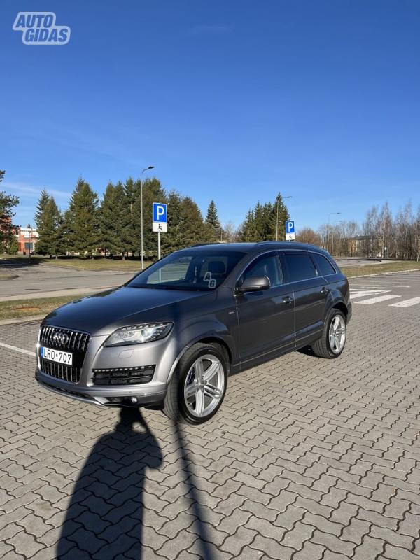 Grey Audi Q7 2011 in Kupiskis, with an engine capacity of 3.00 L and mileage of 260 thousand km for 13500 €, photo 1 on AUTOMOTO.COM.LV