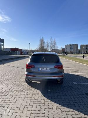 Pelēks Audi Q7 2011 Kupiškis, ar dzinēja tilpumu 3.00 L un nobraukumu 260 tūkst. km par 13500 €, foto 5 vietnē AUTOMOTO.COM.LV