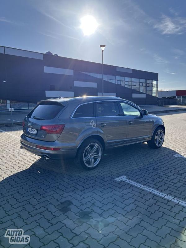 Grey Audi Q7 2011 in Kupiskis, with an engine capacity of 3.00 L and mileage of 260 thousand km for 13500 €, photo 6 on AUTOMOTO.COM.LV
