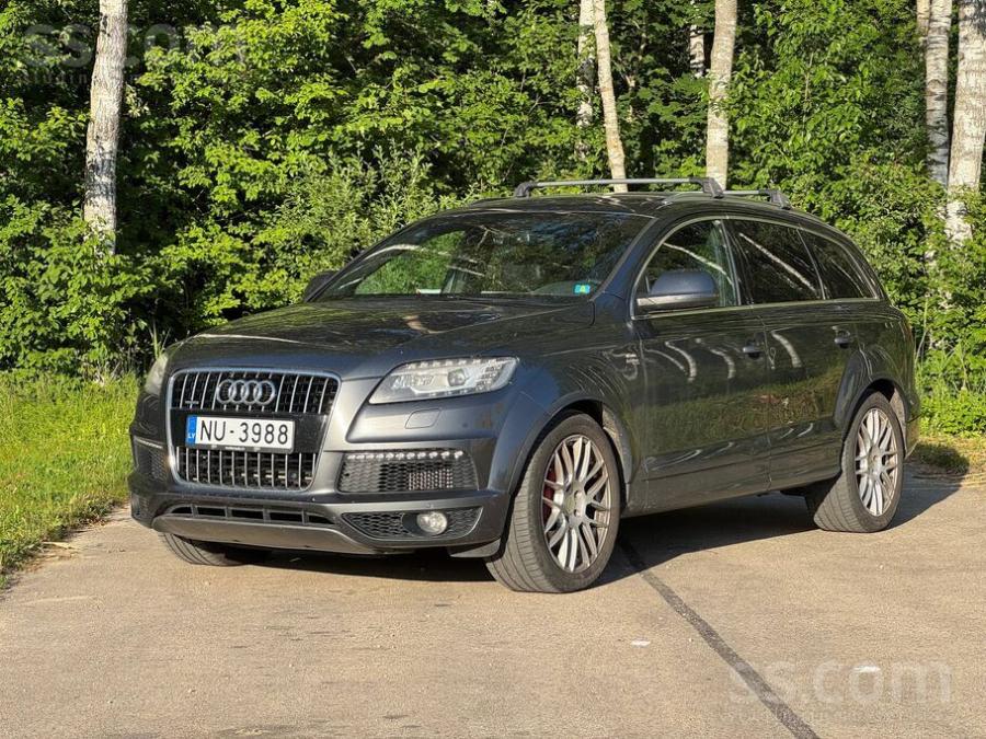 Grey Audi Q7 2011 in Riga, with an engine capacity of 3.00 L and mileage of 276 thousand km for 11990 €, photo 1 on AUTOMOTO.COM.LV