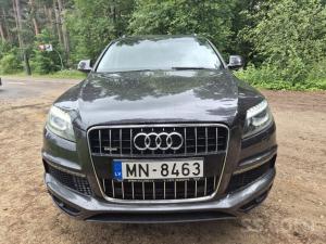 Grey Audi Q7 2011 in Valmiera, with an engine capacity of 3.00 L and mileage of 183 thousand km for 9500 €, photo  on AUTOMOTO.COM.LV