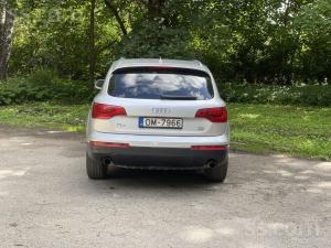 Grey Audi Q7 2011 in Riga, with an engine capacity of 3.00 L and mileage of 263 thousand km for 9400 €, photo 7 on AUTOMOTO.COM.LV