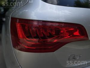 Grey Audi Q7 2011 in Riga, with an engine capacity of 3.00 L and mileage of 263 thousand km for 9400 €, photo 16 on AUTOMOTO.COM.LV