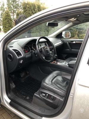 Grey Audi Q7 2011 in Kaisiadorys, with an engine capacity of 3.00 L and mileage of 260 thousand km for 7800 €, photo 8 on AUTOMOTO.COM.LV