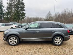 Grey Audi Q7 2012 in Kuldiga, with an engine capacity of 3.00 L and mileage of 295 thousand km for 12290 €, photo 6 on AUTOMOTO.COM.LV