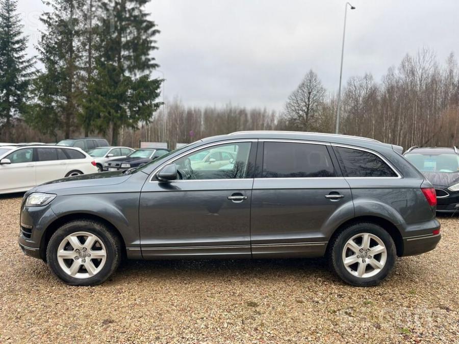 Grey Audi Q7 2012 in Kuldiga, with an engine capacity of 3.00 L and mileage of 295 thousand km for 12290 €, photo 6 on AUTOMOTO.COM.LV