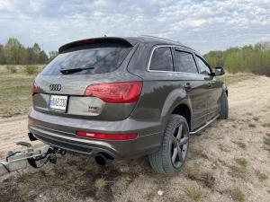 Grey Audi Q7 2012 in Klaipeda, with an engine capacity of 3.00 L and mileage of 305 thousand km for 13999 €, photo 3 on AUTOMOTO.COM.LV