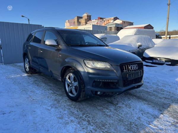 Pelēks Audi Q7 2012 Kauņa, ar dzinēja tilpumu 2.97 L un nobraukumu 330 tūkst. km par 5400 €, foto 1 vietnē AUTOMOTO.COM.LV