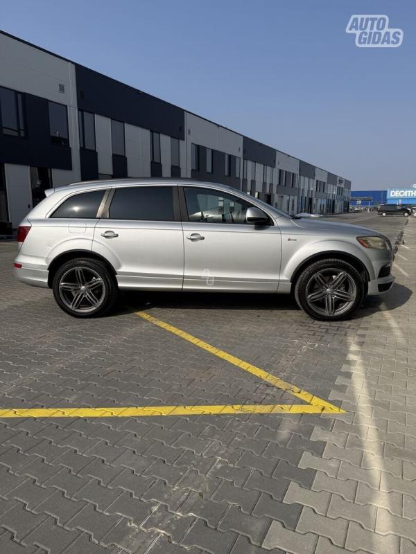 Grey Audi Q7 2012 in Vilnius, with an engine capacity of 3.00 L and mileage of 339 thousand km for 9000 €, photo 6 on AUTOMOTO.COM.LV