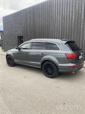 Grey Audi Q7 2012 in Tukums, with an engine capacity of 3.00 L and mileage of 310 thousand km for 12550 €, photo 6 on AUTOMOTO.COM.LV