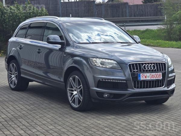 Grey Audi Q7 2012 in Riga, with an engine capacity of 3.00 L and mileage of 280 thousand km for 13899 €, photo 1 on AUTOMOTO.COM.LV