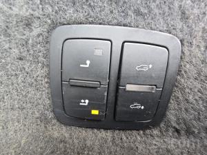 Pelēks Audi Q7 2012 Rīga, ar dzinēja tilpumu 3.00 L un nobraukumu 280 tūkst. km par 13899 €, foto 18 vietnē AUTOMOTO.COM.LV