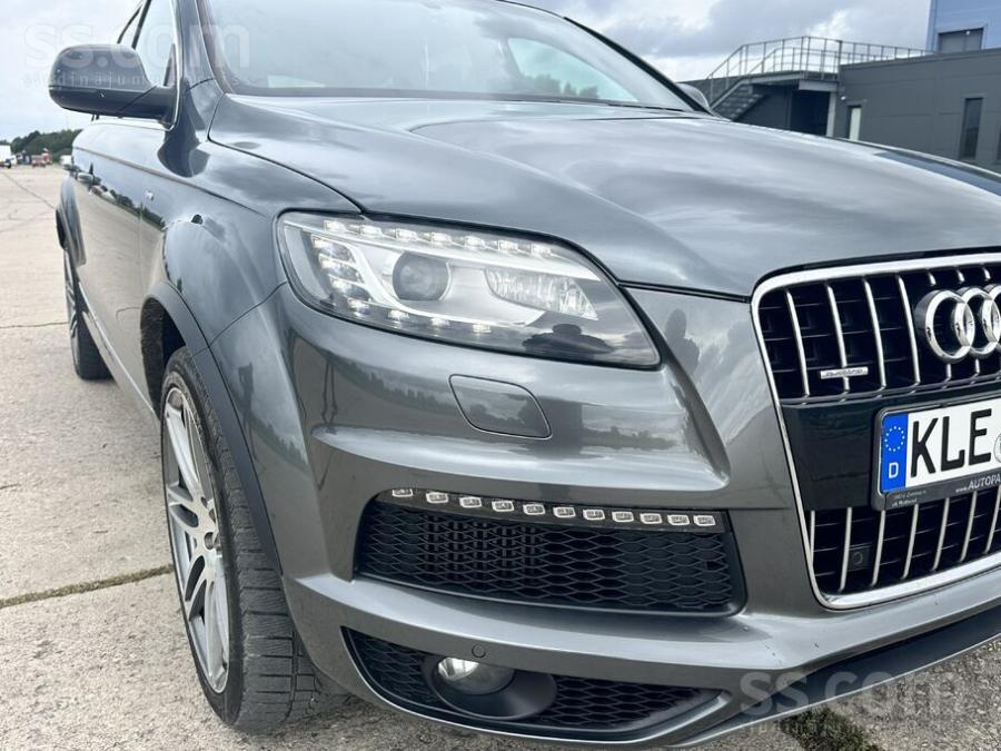 Grey Audi Q7 2012 in Riga, with an engine capacity of 3.00 L and mileage of 280 thousand km for 12890 €, photo 11 on AUTOMOTO.COM.LV