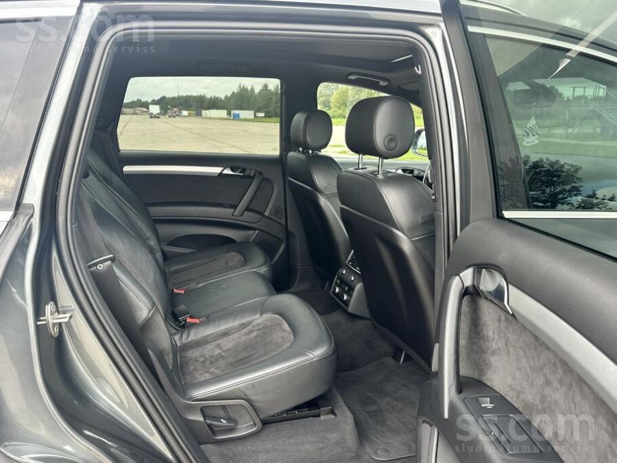 Grey Audi Q7 2012 in Riga, with an engine capacity of 3.00 L and mileage of 280 thousand km for 12890 €, photo 28 on AUTOMOTO.COM.LV