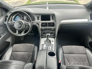 Grey Audi Q7 2012 in Riga, with an engine capacity of 3.00 L and mileage of 280 thousand km for 12890 €, photo 29 on AUTOMOTO.COM.LV