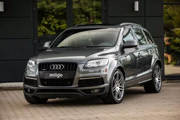Grey Audi Q7 2012 in Jelgava, with an engine capacity of 3.00 L and mileage of 259 thousand km for 15550 €, photo 1 on AUTOMOTO.COM.LV
