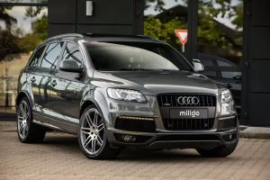 Grey Audi Q7 2012 in Jelgava, with an engine capacity of 3.00 L and mileage of 259 thousand km for 15550 €, photo 4 on AUTOMOTO.COM.LV