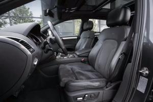 Grey Audi Q7 2012 in Jelgava, with an engine capacity of 3.00 L and mileage of 259 thousand km for 15550 €, photo 14 on AUTOMOTO.COM.LV