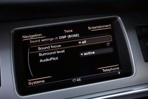 Grey Audi Q7 2012 in Jelgava, with an engine capacity of 3.00 L and mileage of 259 thousand km for 15550 €, photo 34 on AUTOMOTO.COM.LV