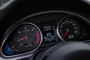 Grey Audi Q7 2012 in Jelgava, with an engine capacity of 3.00 L and mileage of 259 thousand km for 15550 €, photo 36 on AUTOMOTO.COM.LV