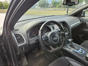 Grey Audi Q7 2012 in Panevezys, with an engine capacity of 3.00 L and mileage of 317 thousand km for 9500 €, photo 11 on AUTOMOTO.COM.LV