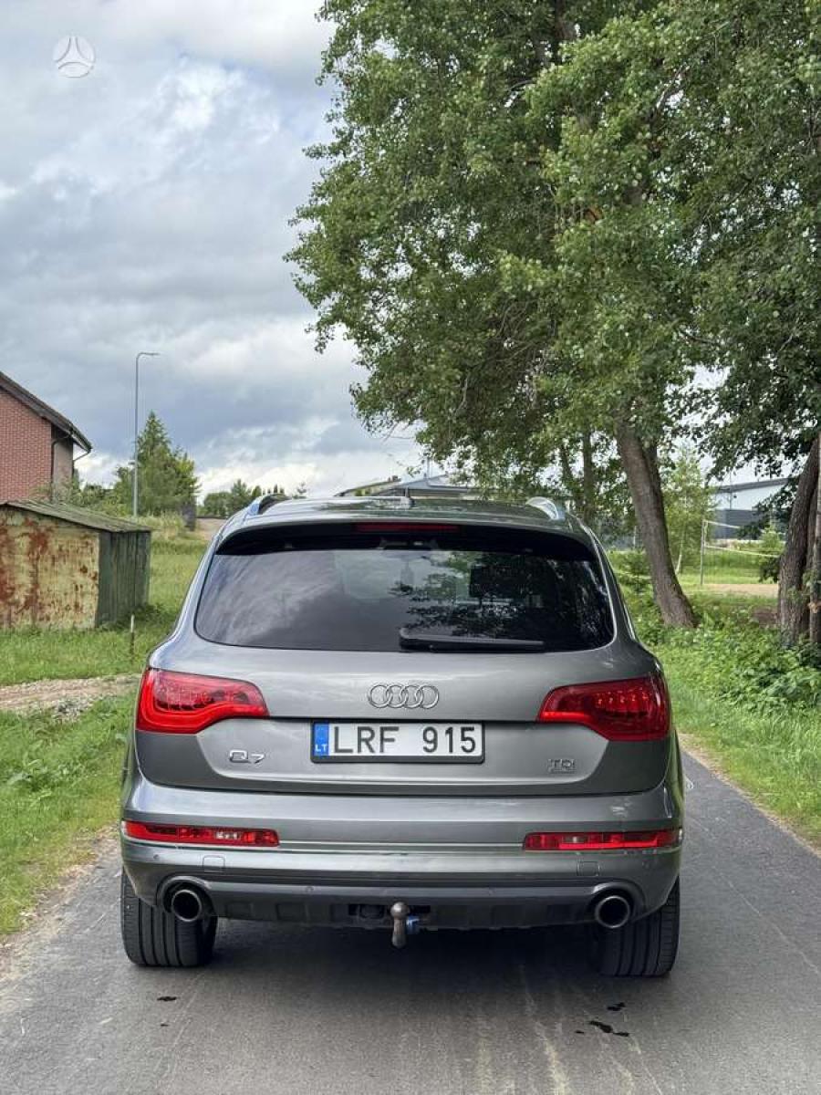 Pelēks Audi Q7 2012 Viļņa, ar dzinēja tilpumu 2.97 L un nobraukumu 300 tūkst. km par 9500 €, foto 5 vietnē AUTOMOTO.COM.LV