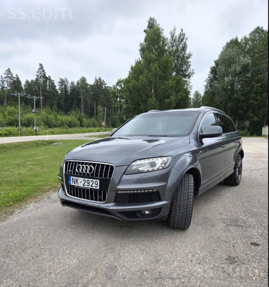 Grey Audi Q7 2012 in Riga, with an engine capacity of 3.00 L and mileage of 300 thousand km for 13500 €, photo 8 on AUTOMOTO.COM.LV