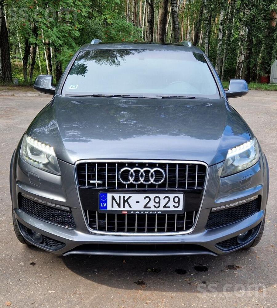 Grey Audi Q7 2012 in Riga, with an engine capacity of 3.00 L and mileage of 300 thousand km for 13500 €, photo 9 on AUTOMOTO.COM.LV