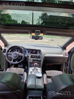 Grey Audi Q7 2012 in Riga, with an engine capacity of 3.00 L and mileage of 300 thousand km for 13500 €, photo 12 on AUTOMOTO.COM.LV