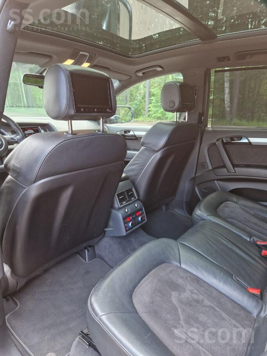 Grey Audi Q7 2012 in Riga, with an engine capacity of 3.00 L and mileage of 300 thousand km for 13500 €, photo 14 on AUTOMOTO.COM.LV