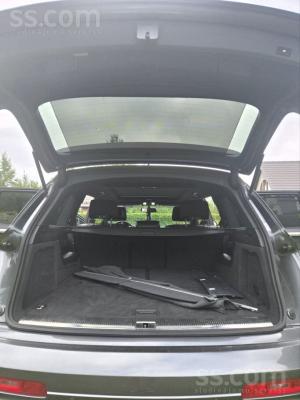 Grey Audi Q7 2012 in Riga, with an engine capacity of 3.00 L and mileage of 300 thousand km for 13500 €, photo 17 on AUTOMOTO.COM.LV