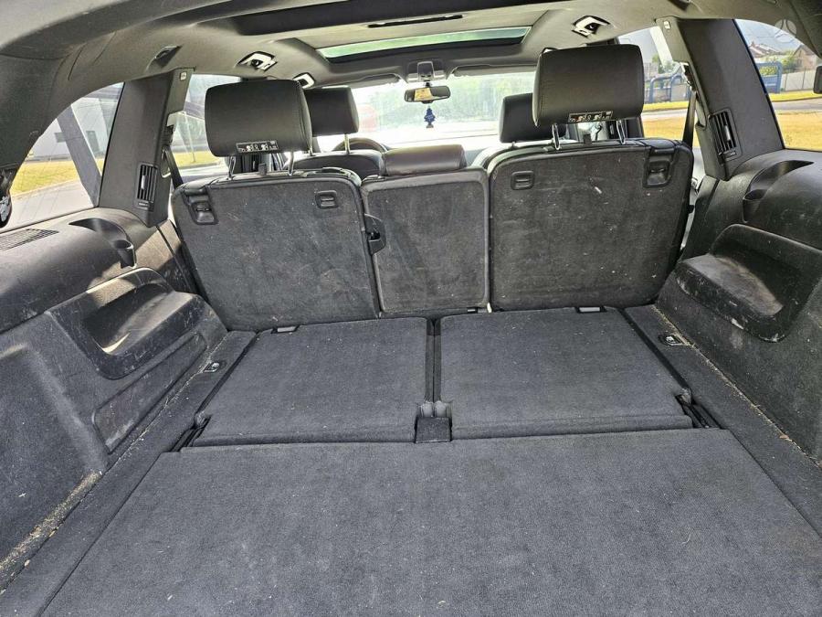Grey Audi Q7 2012 in Panevezys, with an engine capacity of 2.97 L and mileage of 317 thousand km for 9000 €, photo 15 on AUTOMOTO.COM.LV