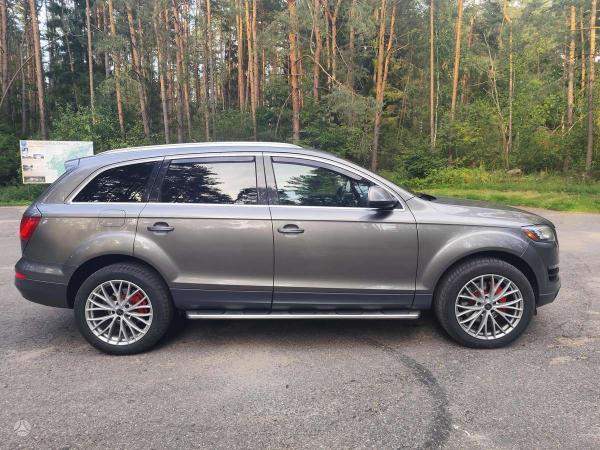 Pelēks Audi Q7 2012 Varėna, ar dzinēja tilpumu 3.00 L un nobraukumu 450 tūkst. km par 7500 €, foto 4 vietnē AUTOMOTO.COM.LV