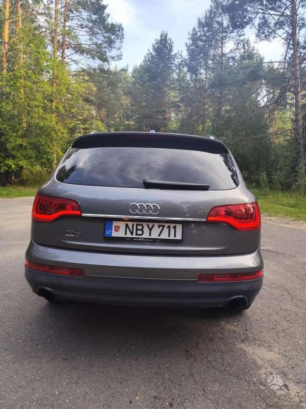 Pelēks Audi Q7 2012 Varėna, ar dzinēja tilpumu 3.00 L un nobraukumu 450 tūkst. km par 7500 €, foto 7 vietnē AUTOMOTO.COM.LV