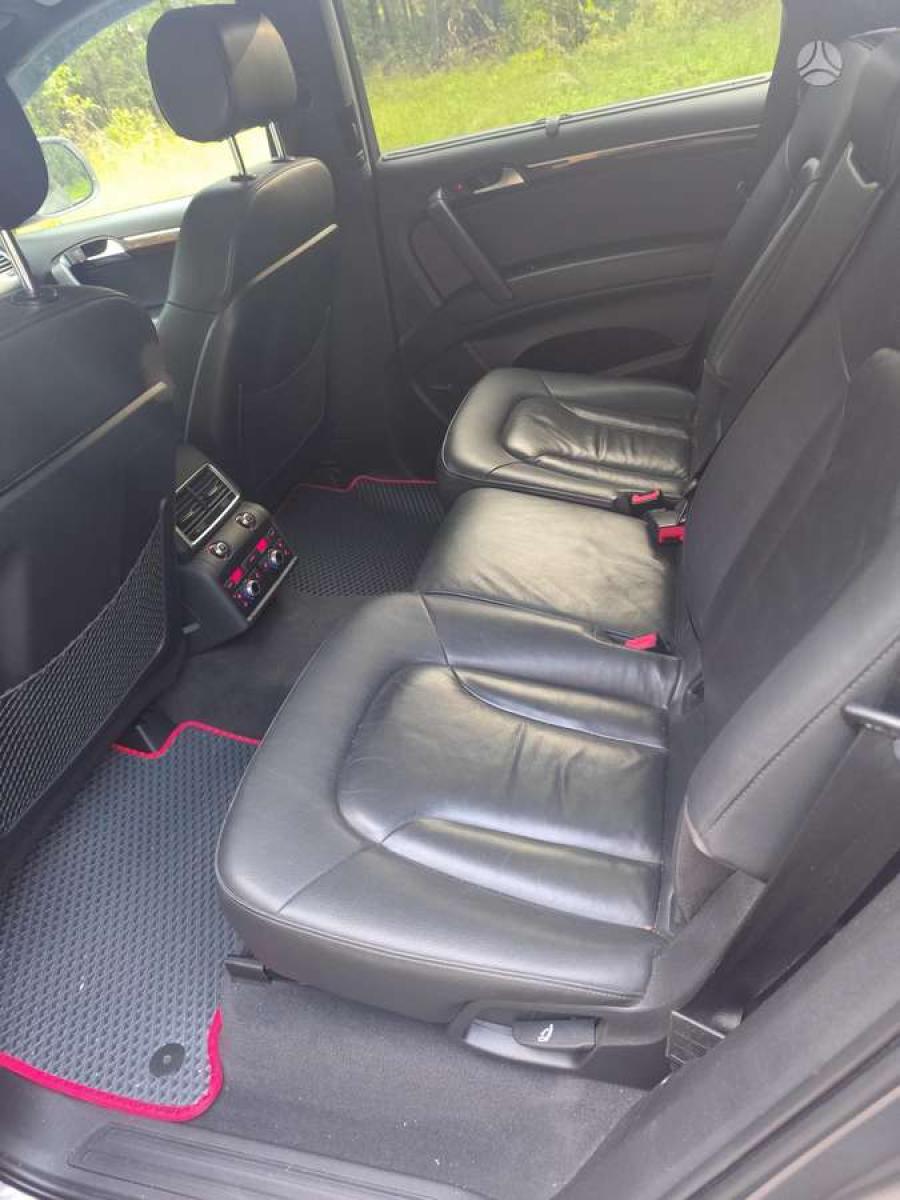 Pelēks Audi Q7 2012 Varėna, ar dzinēja tilpumu 3.00 L un nobraukumu 450 tūkst. km par 7500 €, foto 14 vietnē AUTOMOTO.COM.LV