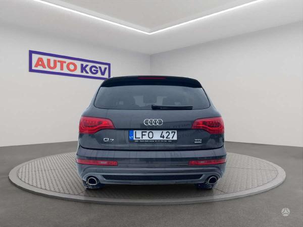Pelēks Audi Q7 2013 Kauņa, ar dzinēja tilpumu 3.00 L un nobraukumu 251 tūkst. km par 12899 €, foto 4 vietnē AUTOMOTO.COM.LV